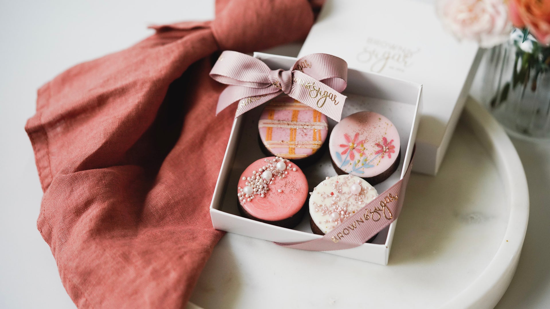 Marissa Box | Round Pralines – Brown & Sugar